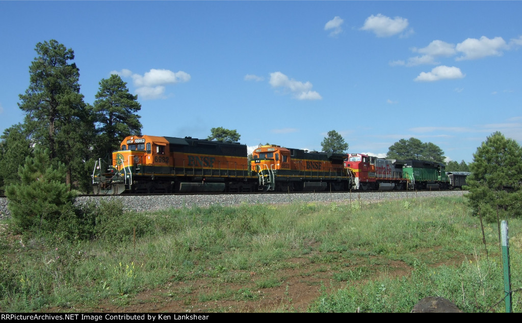 BNSF 6982 Westbound